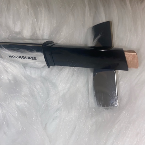 Hourglass | Makeup | New Hourglass Highlighter Stick Champagne Flash ...
